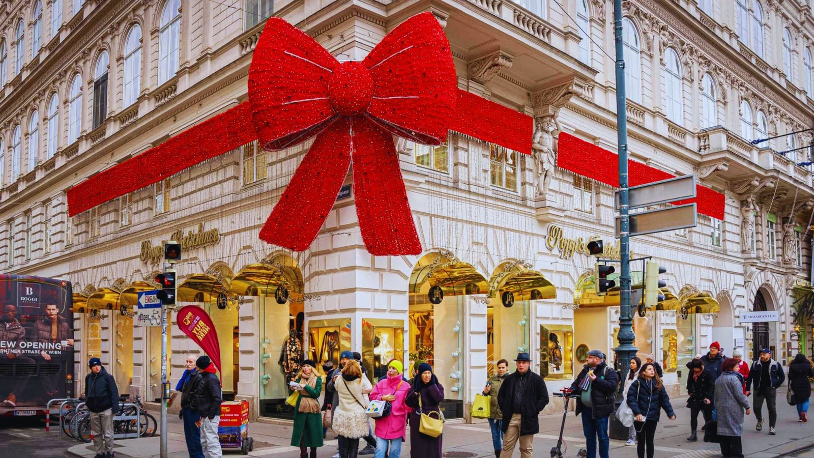 17 Things to Do in Vienna in December - explorersaway